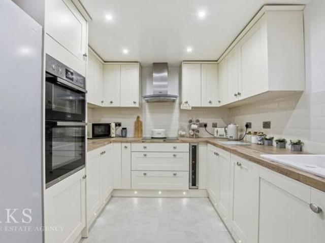 For Sale 3 Bedroom House Derbyshire Derbyshire DS100058310