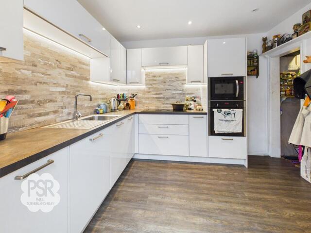 For Sale 3 Bedroom House Derbyshire Derbyshire DS100263165