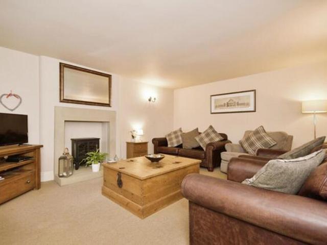 For Sale 3 Bedroom House Derbyshire Derbyshire DS99437279