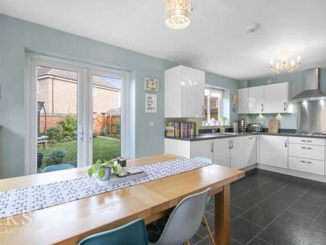 For Sale 3 Bedroom House Derbyshire Derbyshire DS99608280