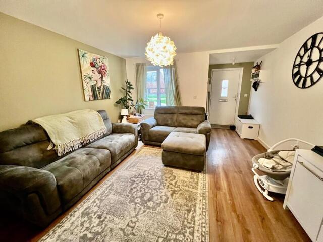 For Sale 3 Bedroom House Desborough Northamptonshire DS98577964