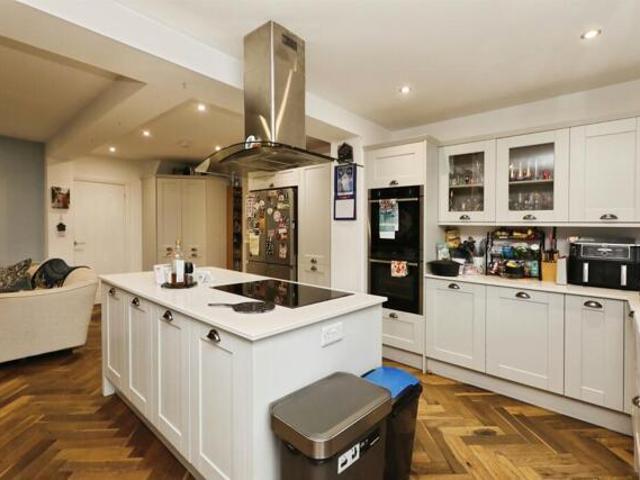 For Sale 3 Bedroom House Dinnington Dinnington DS99840221