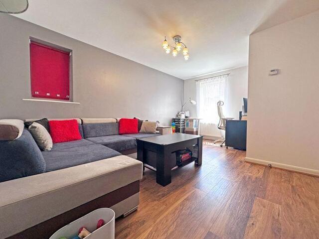 For Sale 3 Bedroom House Dudley Sandwell DS99774107