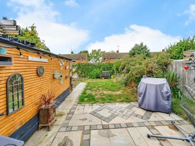 For Sale 3 Bedroom House Dunstable Central Bedfordshire DS98119067