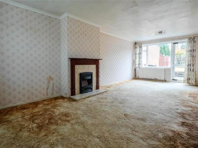 For Sale 3 Bedroom House Dunstable Central Bedfordshire DS99092441