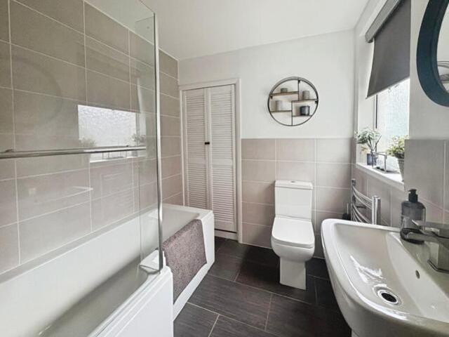 For Sale 3 Bedroom House East Cowes Isle Of Wight DS101278165