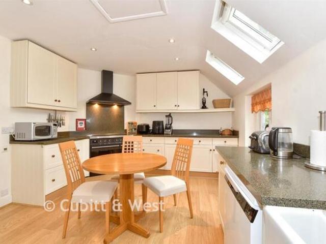 For Sale 3 Bedroom House East Grinstead West Sussex DLS98765836
