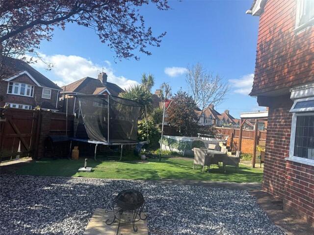 For Sale 3 Bedroom House Eastbourne East Sussex DS101119304