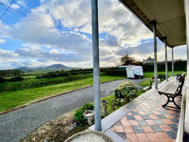 For Sale 3 Bedroom House Edern Edern DS100787061