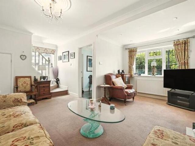 For Sale 3 Bedroom House Essex Essex DS98386805