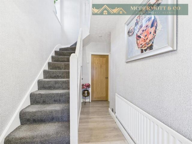 For Sale 3 Bedroom House Failsworth Failsworth DS99642108