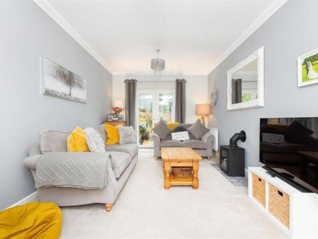 For Sale 3 Bedroom House Fairfield Derbyshire DS98119155