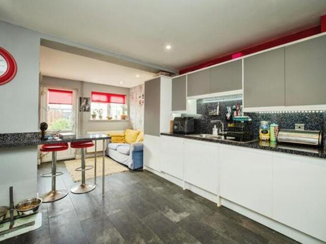 For Sale 3 Bedroom House Farnborough Hampshire DLS100987825