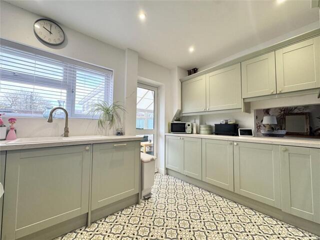 For Sale 3 Bedroom House Farnborough Hampshire DS101278057