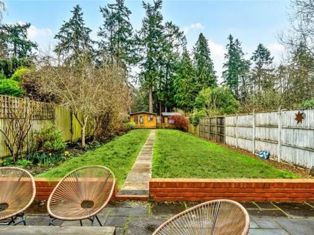 For Sale 3 Bedroom House Farnham Surrey DS100456780