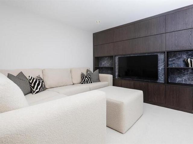 For Sale 3 Bedroom House Farnley Tyas Farnley Tyas DS99986535