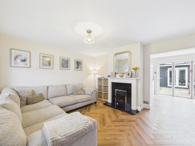 For Sale 3 Bedroom House Feltham Surrey DS100953527