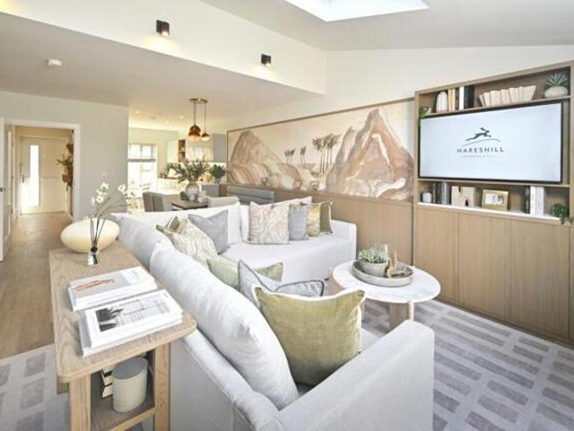 For Sale 3 Bedroom House Fleet Hampshire DLS101278102