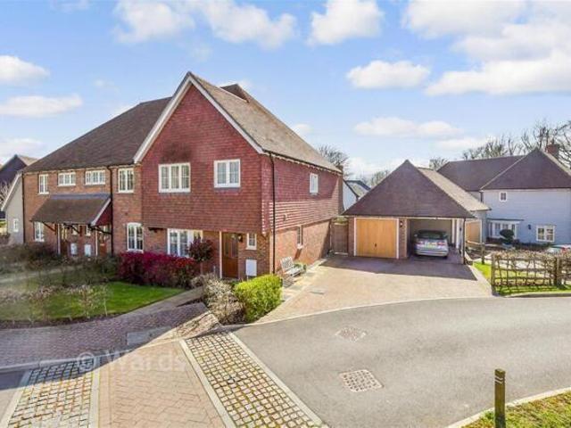 For Sale 3 Bedroom House Kent Kent DLS101996263