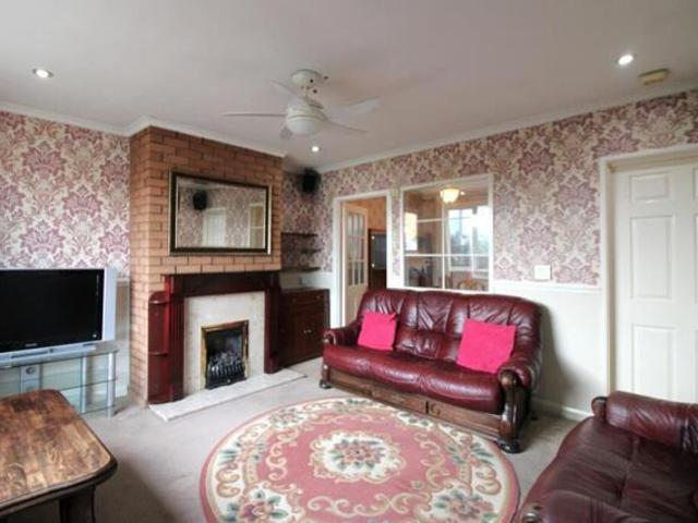 For Sale 3 Bedroom House Kidderminster Worcestershire DS88877432