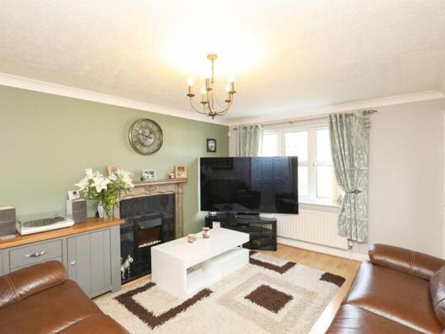 For Sale 3 Bedroom House Killamarsh Derbyshire DS100263213