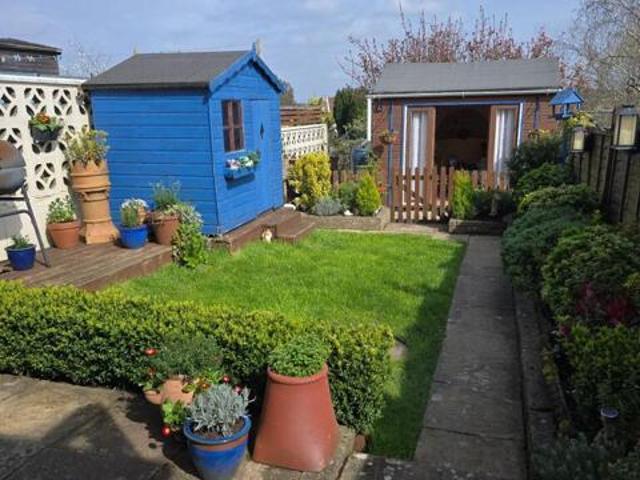For Sale 3 Bedroom House Kingswood Bristol DS101200149