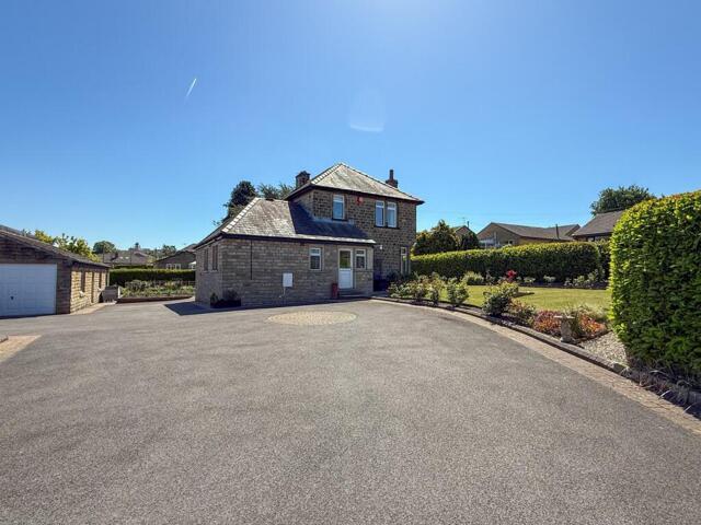 For Sale 3 Bedroom House Kirklees Kirklees DLS99952011