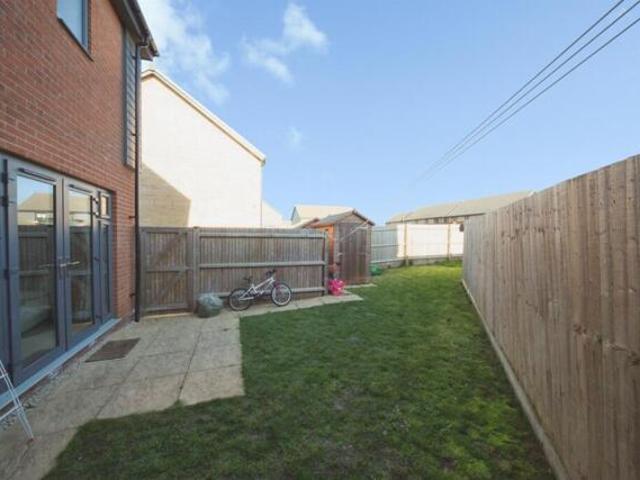 For Sale 3 Bedroom House Houghton Regis Bedfordshire DLS101675267