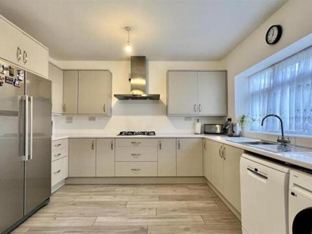 For Sale 3 Bedroom House Hounslow Greater London DLS100426719