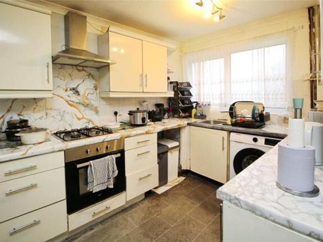 For Sale 3 Bedroom House Hodge Lea Hodge Lea DS98477586