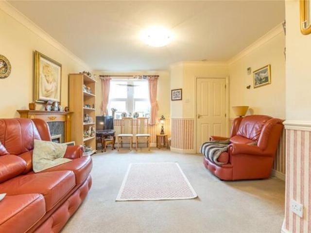 For Sale 3 Bedroom House Holmfirth Kirklees DLS99773531