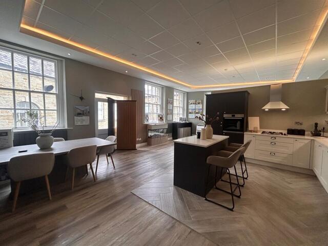 For Sale 3 Bedroom House Holmfirth West Yorkshire DS99840522