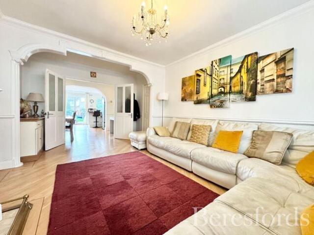 For Sale 3 Bedroom House Hornchurch Greater London DS100855153