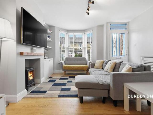 For Sale 3 Bedroom House Hornchurch Greater London DS99773459