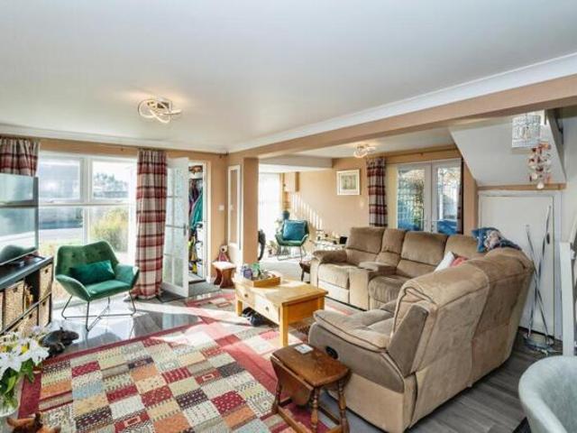 For Sale 3 Bedroom House Hayling Island Hampshire DS99773452