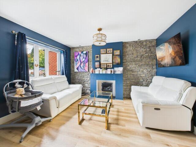 For Sale 3 Bedroom House Haywards Heath West Sussex DS98577817