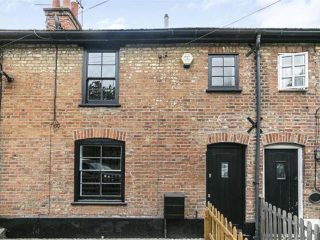 For Sale 3 Bedroom House Hadley Wood Greater London DLS100987897