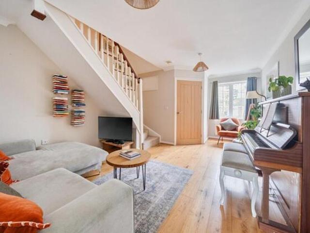 For Sale 3 Bedroom House Hampshire Hampshire DLS99092495