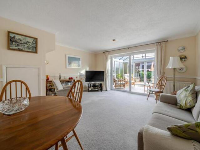 For Sale 3 Bedroom House Hampshire Hampshire DLS100614888