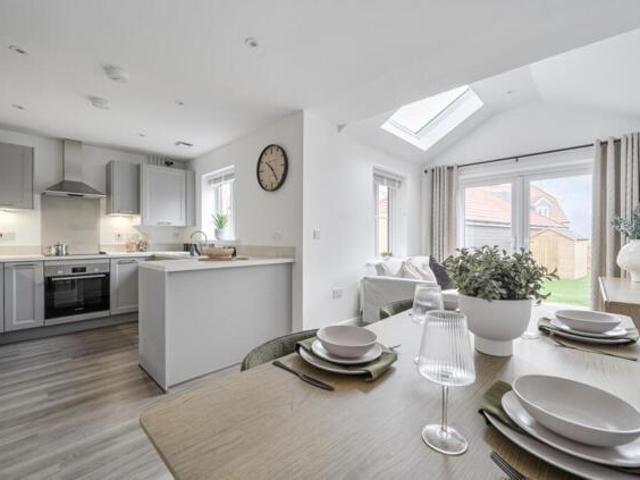For Sale 3 Bedroom House Hampshire Hampshire DLS100024177