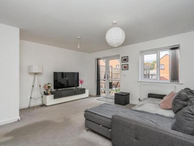 For Sale 3 Bedroom House Hampshire Hampshire DS100263335