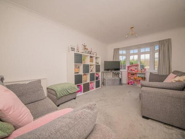 For Sale 3 Bedroom House Hampshire Hampshire DS100733918