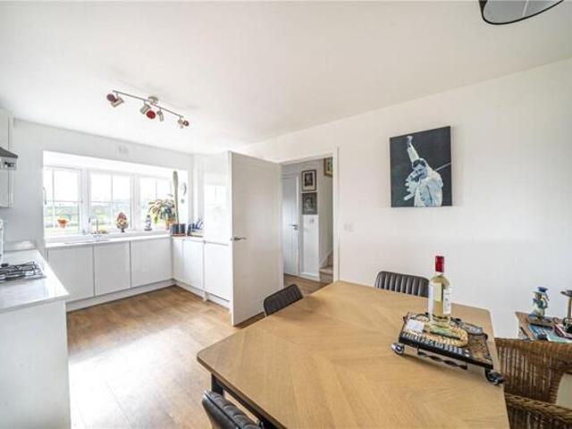 For Sale 3 Bedroom House Hampshire Hampshire DS101379253