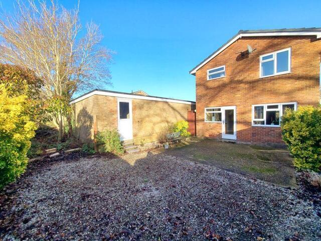 For Sale 3 Bedroom House Hampshire Hampshire DS98968883