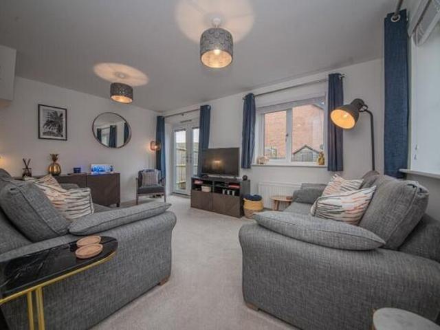 For Sale 3 Bedroom House Hampshire Hampshire DS99808538