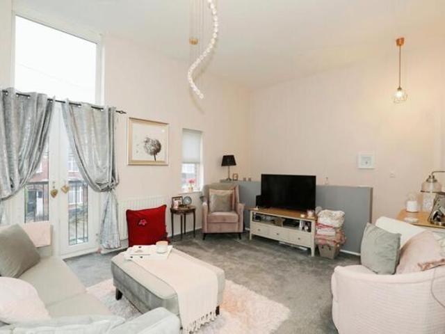 For Sale 3 Bedroom House Hanley Stoke on Trent DS99475730