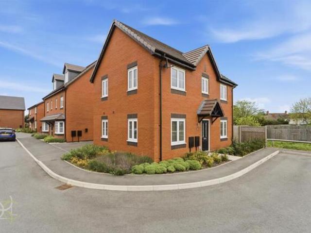 For Sale 3 Bedroom House Harvington Harvington DS101777671