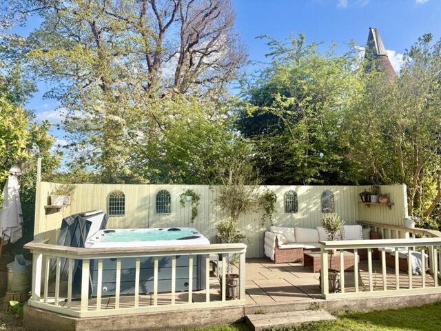 For Sale 3 Bedroom House Heathfield East Sussex DLS101678164