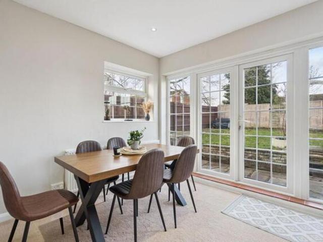 For Sale 3 Bedroom House Hemel Hempstead Hertfordshire DLS100366525