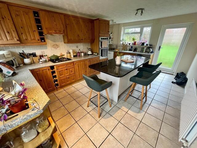 For Sale 3 Bedroom House Hertfordshire Hertfordshire DLS99641872